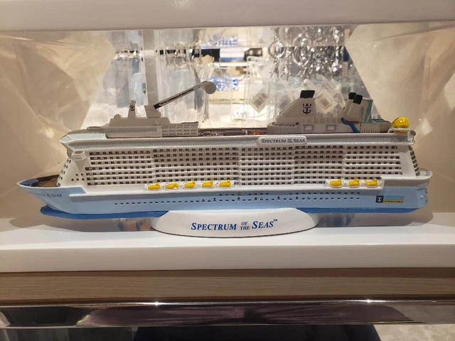 RCCL. ROYAL CARIBBEAN. Spectrum Of The Seas Cruise Ship Model. New. £ ...