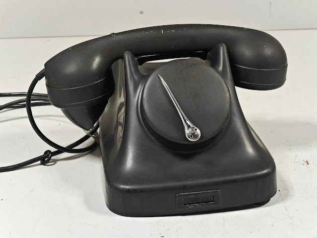 VINTAGE ROTARY DIAL Phone - Untested, Turns On/Off, No Cable £34.33 ...