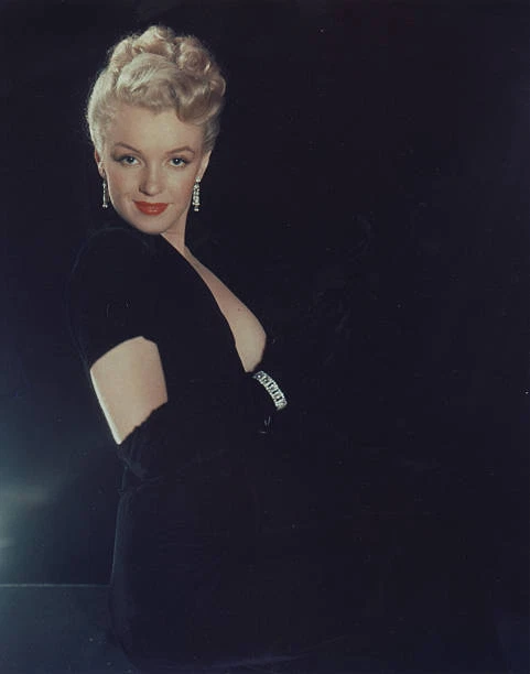 AMERICAN ACTRESS SINGER model Marilyn Monroe 1950 OLD MOVIE PHOTO 2 EUR ...