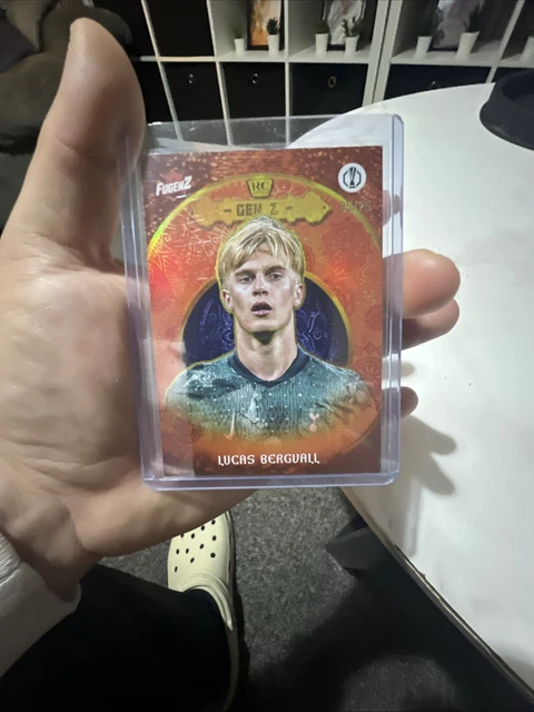 TOPPS FUGENZ 2024-25 Lucas Bergvall Gen Z Rookie /25 Europa Leauge £1. ...