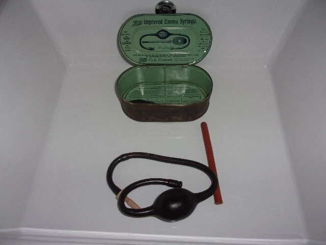 VINTAGE BOOTS ENEMA Syringe Kit In Metal Box/Tin. (A/C7) EUR 23,64 ...