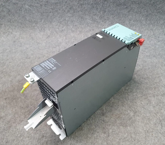 SIEMENS SINAMICS 6SL3120-1TE23-0AA3 Version: B Single Motor Modules £ ...