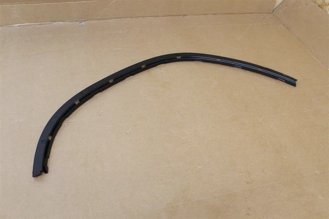 A1668846822 WHEEL ARCH Trim New genuine Mercedes-Benz part EUR 45,40 ...
