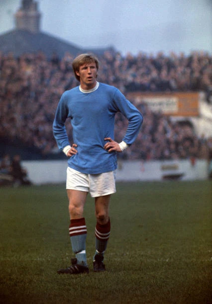 COLIN BELL AFTER scoring for Manchester City 1968 Historic Old Photo ...