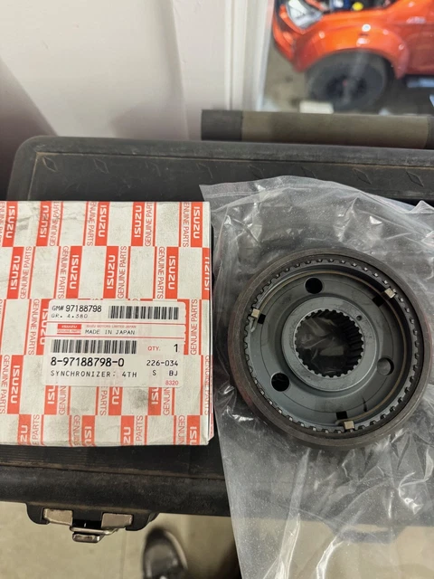 GENUINE ISUZU SYNCHRONIZER - 8971887980 £102.00 - PicClick UK