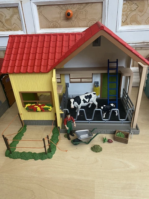 SCHLEICH 42334 FARM WORLD BARN Cow Dairy SHED WITH ACCESSORIES Cows ...