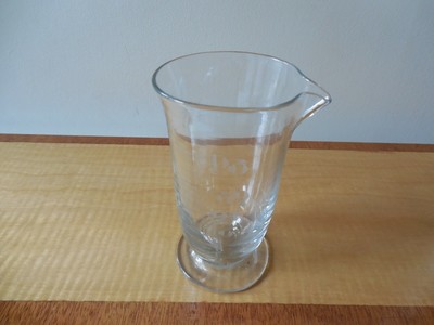 ANTIQUE, GLASS APOTHECARY/CHEMISTRY Lab Measuring Pitcher/Beaker, oz/fʒ ...