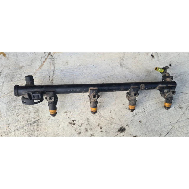 PEUGEOT 206 2001 Petrol fuel rail line pipe 7700112519 VGA9994 £56.39 ...