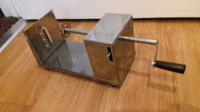 Twister Tornado Potato Slicer Machine Vegetable Fruits Spiral Potato