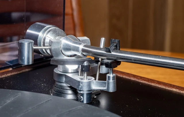 REGA PLANAR 2 Turntable (original Walnut Plinth Model - Owned from new ...