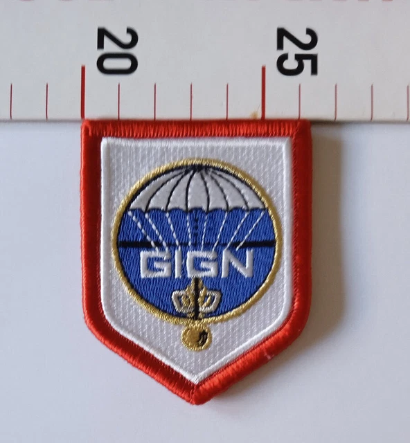 INSIGNES MILITAIRES PATCH gign et autre EUR 5,50 - PicClick FR
