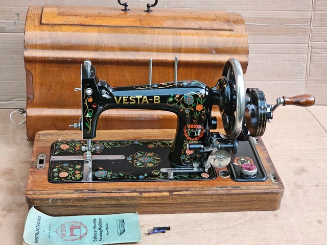 ANTIQUE VESTA B Handcrank Transverse Shuttle Sewing machine. £355.00 ...