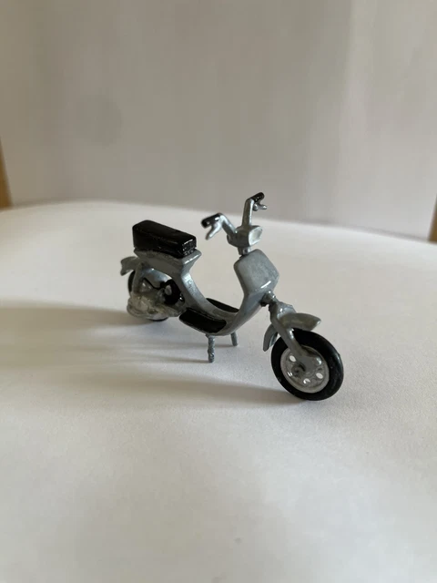 LAMBRETTA LUI VEGA scooter Diecast Model £26.72 - PicClick UK