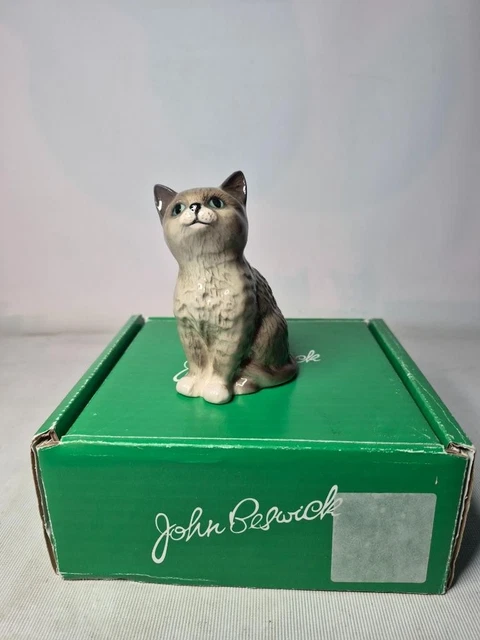 BEAUTIFUL BESWICK GREY PERSIAN KITTEN Cat 3.8" Seated Lovely Eyes 1886 ...