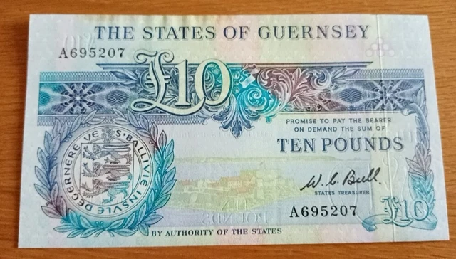 STATES OF GUERNSEY Ten Pounds £10 Bank Note A695207 W C Bull £25.00 ...