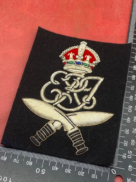 BRITISH ARMY KING'S Crown Gurkha Signal Corps Regiment Blazer Badge. £6 ...