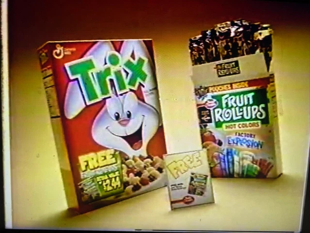 CARTOON NETWORK VHS Batman série animée vache et poulet 4 heures jus de ...