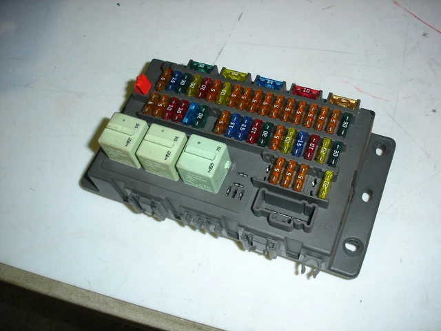 BMW MINI COOPER s r53 fuse box £19.95 - PicClick UK