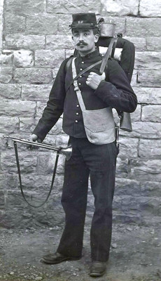 WW1-FRENCH PHOTO: SOLDIER With Backpack,Bugle And Rifle+Top £11.80 ...