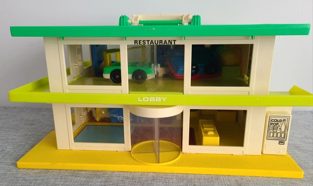 VINTAGE 1974 PLAYSKOOL Holiday Inn Familiar Places Activity Toy ...