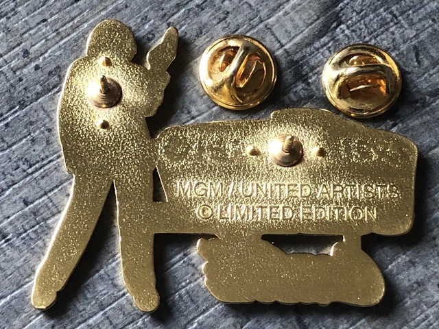 PIN PINS PERRIER Ferrari Cinéma James Bond Pin’up Qualite Arthus ...