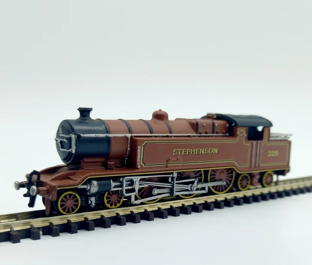 N GAUGE SCALE Remembrance Train Steam Locomotive Display Model STATIC ...
