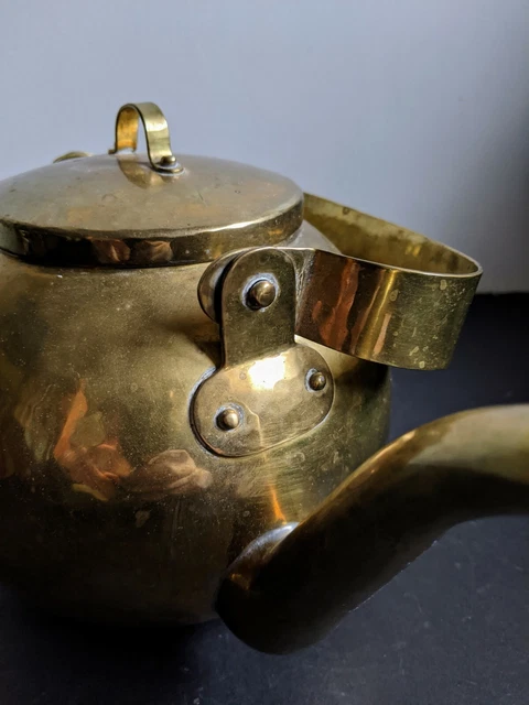 KARL RAICHLE MODERNIST Teapot Bauhaus 1930s Laszlo Moholy-Nagy Hammered ...