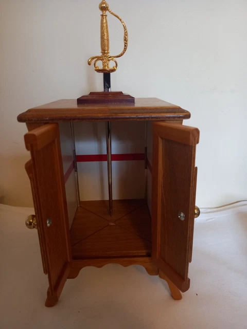 MIKAME COLLECTORS MIRROR Box - Rare Magic Trick, Long Discontinued £219 ...