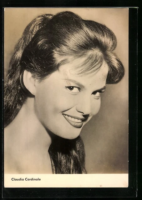 ANSICHTSKARTE PORTRAIT DER Schauspielerin Claudia Cardinale EUR 7,00 ...