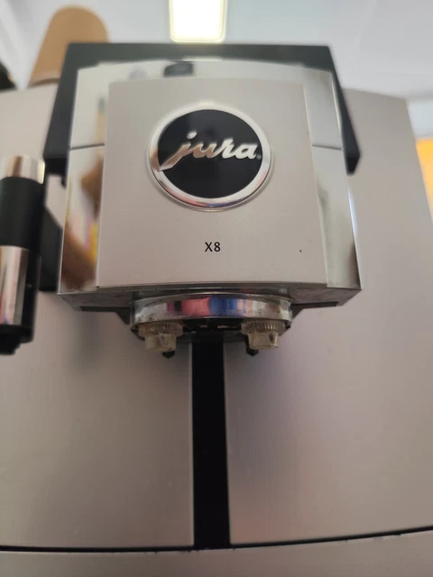 JURA X8 PROFESSIONAL Bean To Cup Coffee Machine RRP £3295 Excellent ...