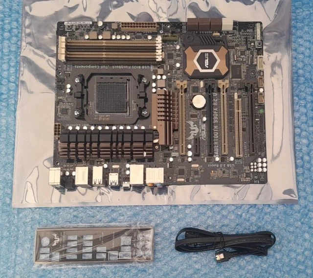 ASUS SABERTOOTH 990FX R2.0 Socket AMD AM3+ Motherboard Support Up to FX ...