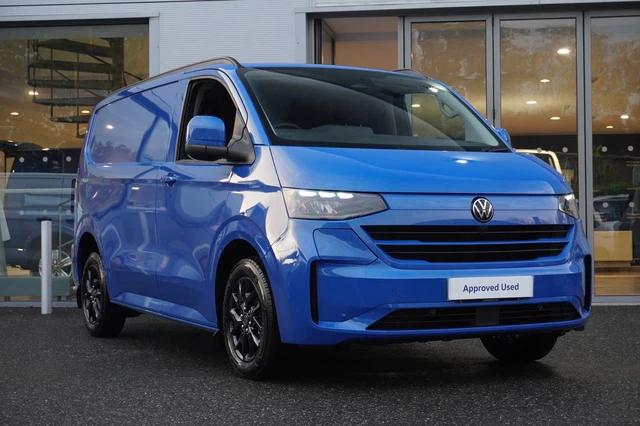 2025 VOLKSWAGEN TRANSPORTER 160kW 65kWh Commerce Pro Van Auto PANEL VAN ...