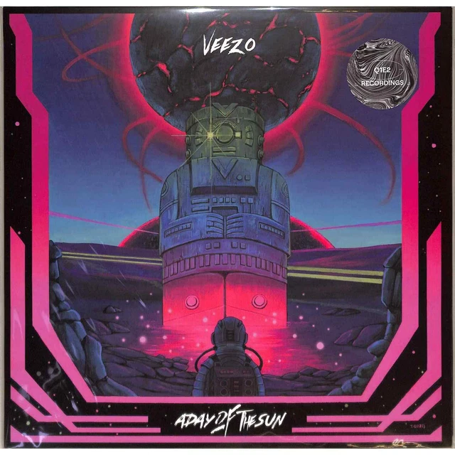 VEEZO / ADAYOFTHESUN (EP WITH STICKER+ETCHING) / Q1e2 Recordings ...