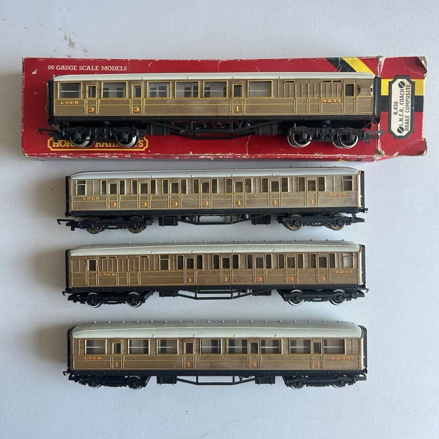 HORNBY OO GAUGE LNER Gresley Composite Teak Coaches Flying Scotsman X4 ...