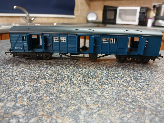 TRIANG HORNBY R226 Br Blue Southern Utility Van Parcels Coach S2355S ...