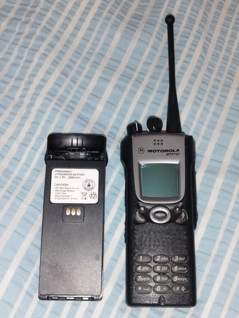 MOTOROLA MTP700 TETRA Radio 380-430Mhz Uhf Digital EUR 125,00 - PicClick ES