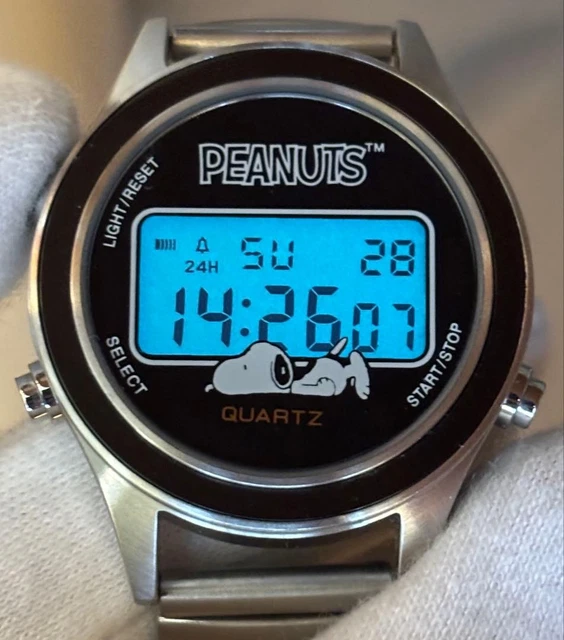 SNOOPY COLLAB DIGITAL Watch Limited Edition with Pouch, Special Order ...
