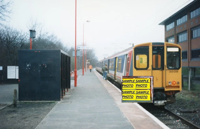 BRITISH RAIL NETWORK SouthEast Photograph-313 019 at St Albans Abbey £1 ...