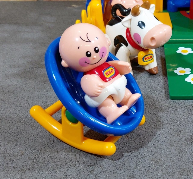 ELC FIRST FRIENDS Tolo Vintage Open Up Play House With Moveable Figures ...