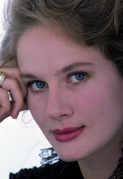 DOMINIQUE SANDA POSES In Studio French Model Actress 1977 OLD PHOTO 1 ...