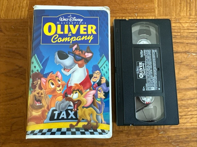 OLIVER AND COMPANY (VHS, 1996) very good condition kept inside house £2 ...