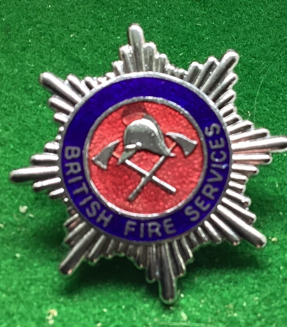 BRITISH FIRE SERVICE Cap Badge £17.00 - PicClick UK
