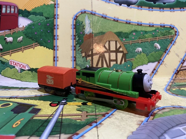 THOMAS AND FRIENDS trackmaster trains Racing Percy £3.95 - PicClick UK