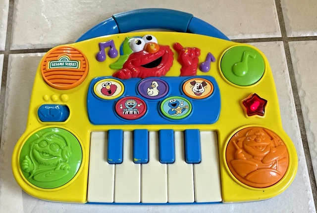 SESAME STREET ELMO’S Music Maker Tyco Toys 1998 - Tested and Works $35. ...
