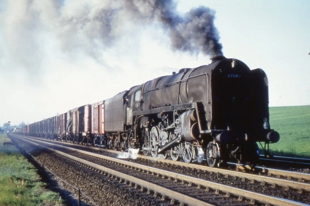 35MM RAILWAY SLIDE: COLOUR-RAIL: BRE 2479: CLASS 9F: 92040 EUR 2,33 ...