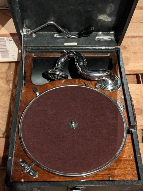 VINTAGE HMV (HIS Masters Voice) Record Player - in Case £102.00 ...