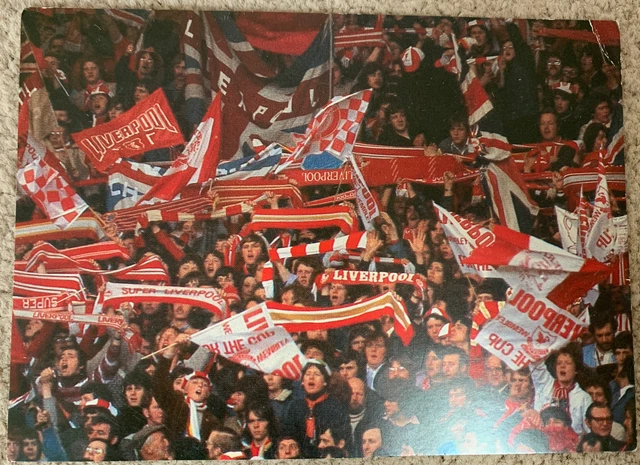 LIVERPOOL FANS WEMBLEY Stadium 1970s Postcard £3.30 - PicClick UK