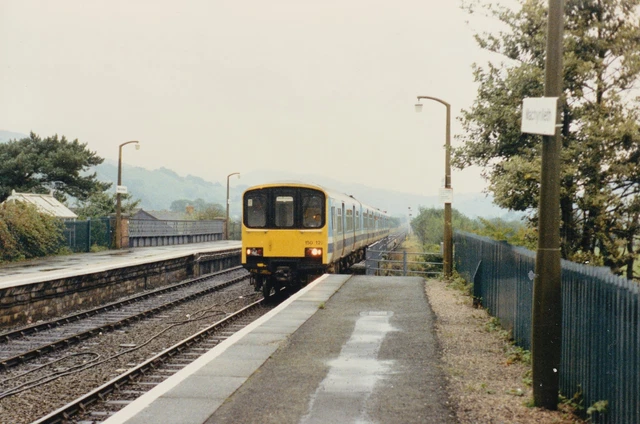 RAILWAY PHOTOGRAPH CLASS 150 150121+ 150137 Machynlleth for Shrewsbury ...