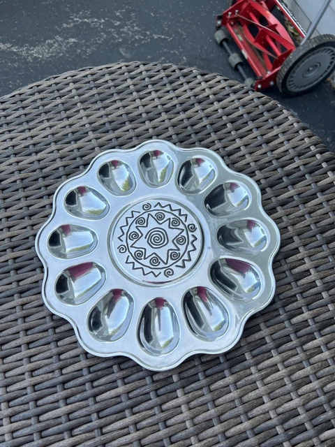 NEW VINTAGE WILTON Armetale RWP Reggae Divided Egg Tray (Holds 12 ...