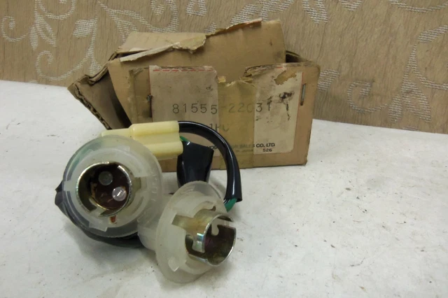 NOS OEM TOYOTA トヨタ Rear Lamp Socket & Wire Corolla Corona Crown # 81555 ...